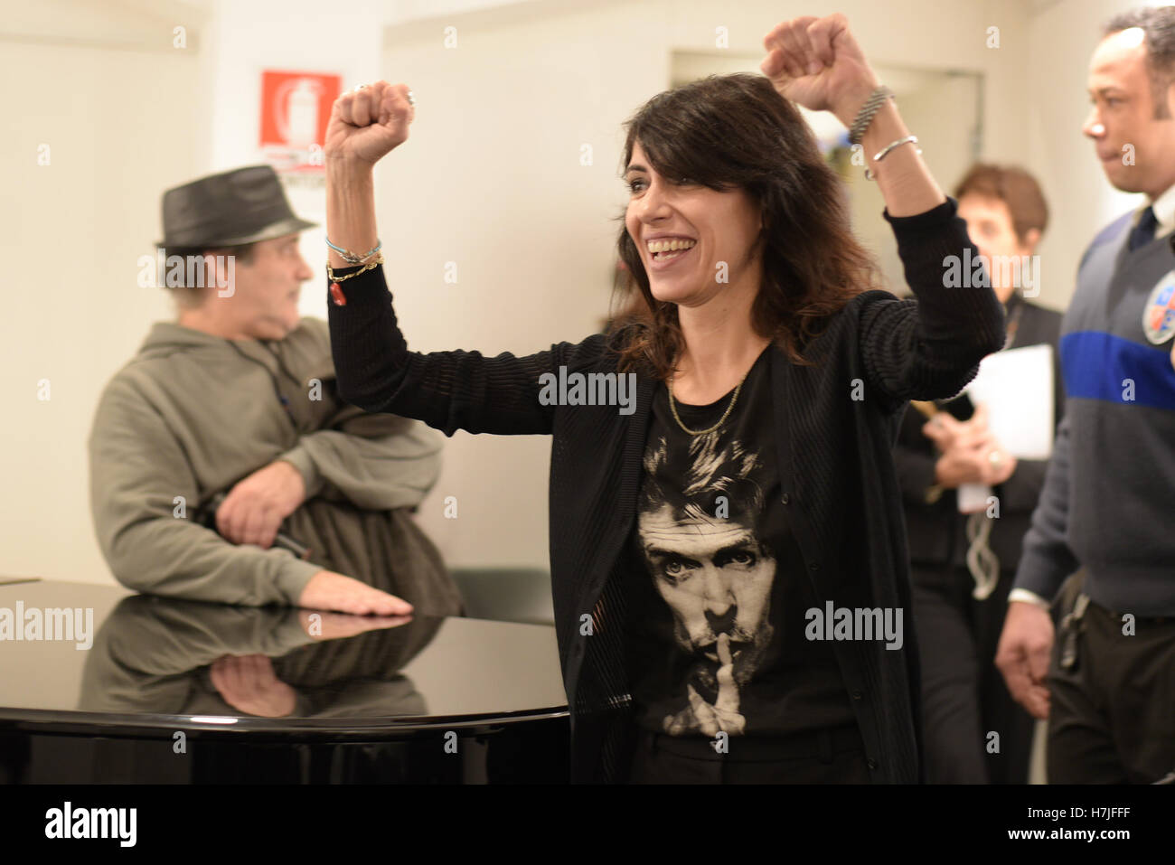 Napoli, Italy. 05th Nov, 2016. Giorgia, famous Italian singer, presents ...