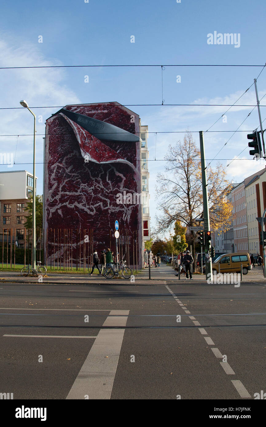 If Walls Could Talk: The New Meat Mural in Stock Photo - Alamy