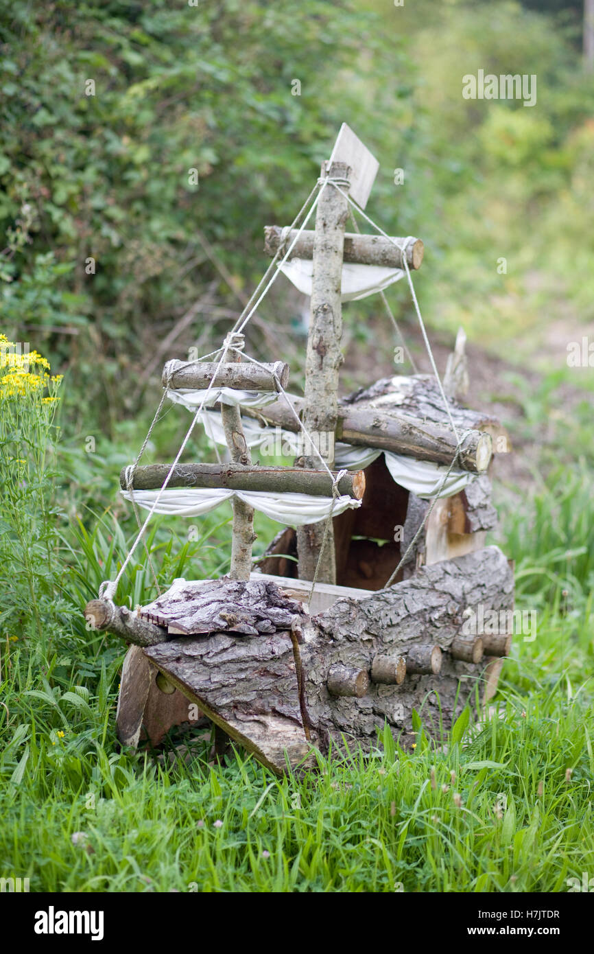 Ornamental ship hi-res stock photography and images - Alamy