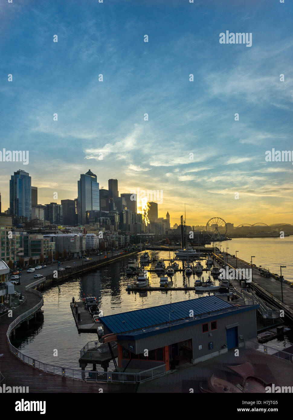 Seattle Washington Waterfront Sunrise Stock Photo - Alamy