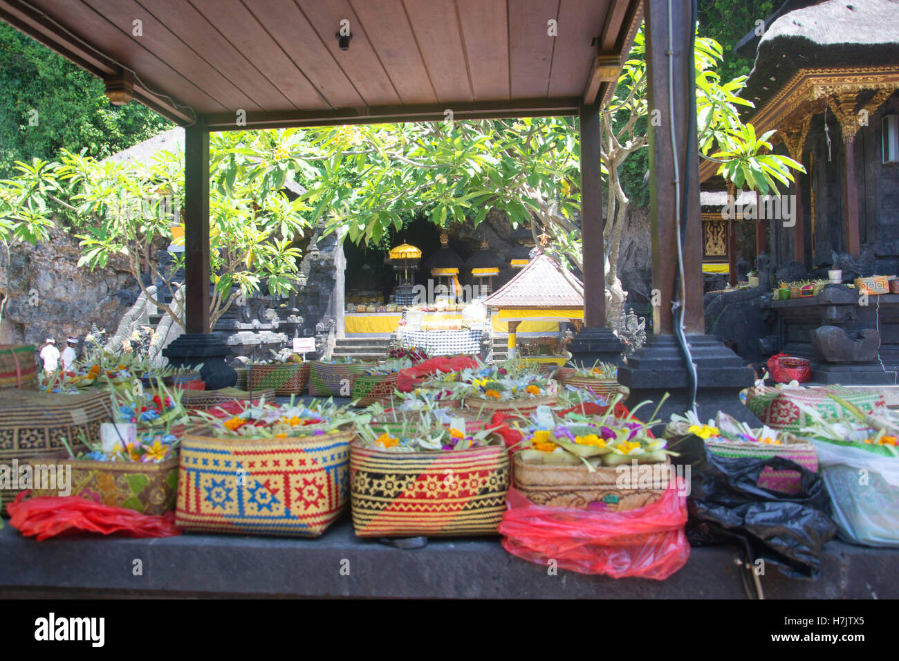religious Offering Bowl on Bali Stock Photo - Alamy