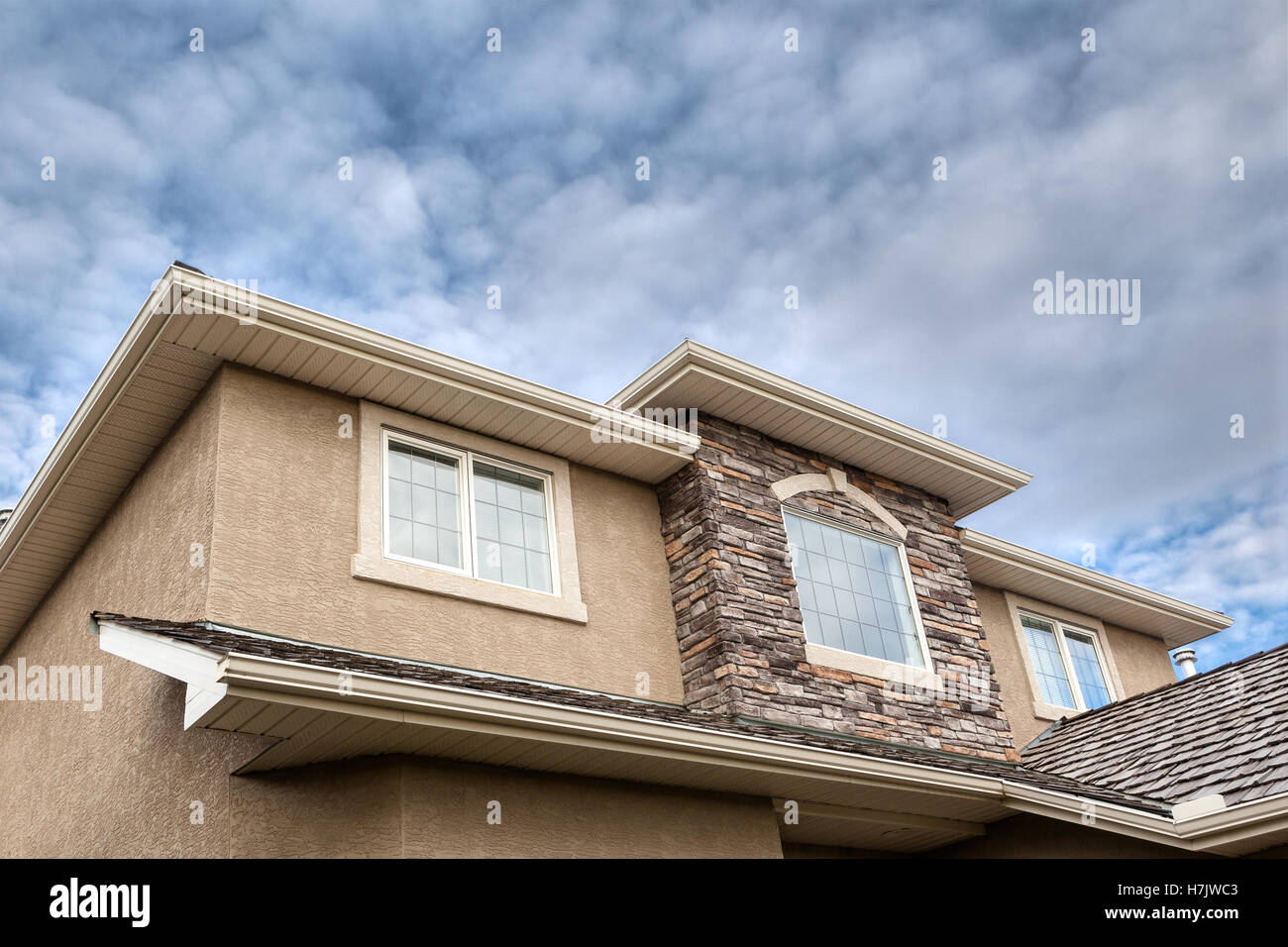 Roofline of a Modern Home Stock Photo - Alamy