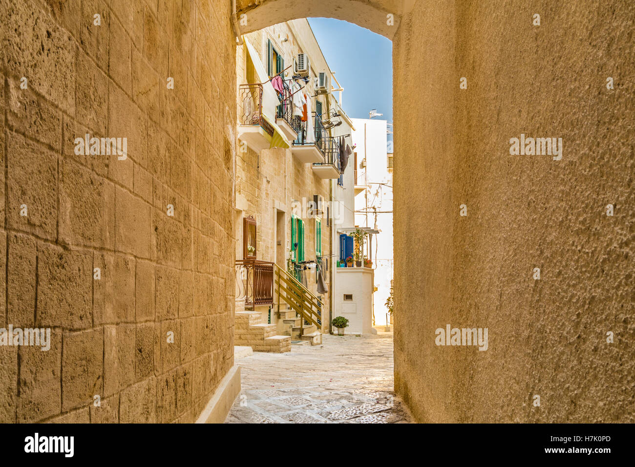 Ancient village road in southern Italy Stock Photo - Alamy