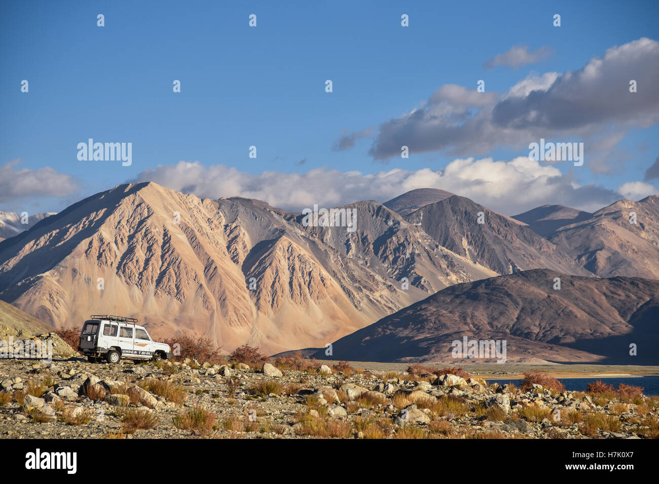 Travel in leh hi-res stock photography and images - Alamy