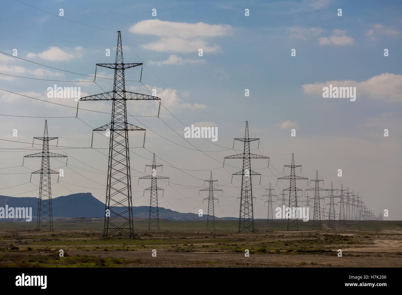 Power line cable hi-res stock photography and images - Alamy