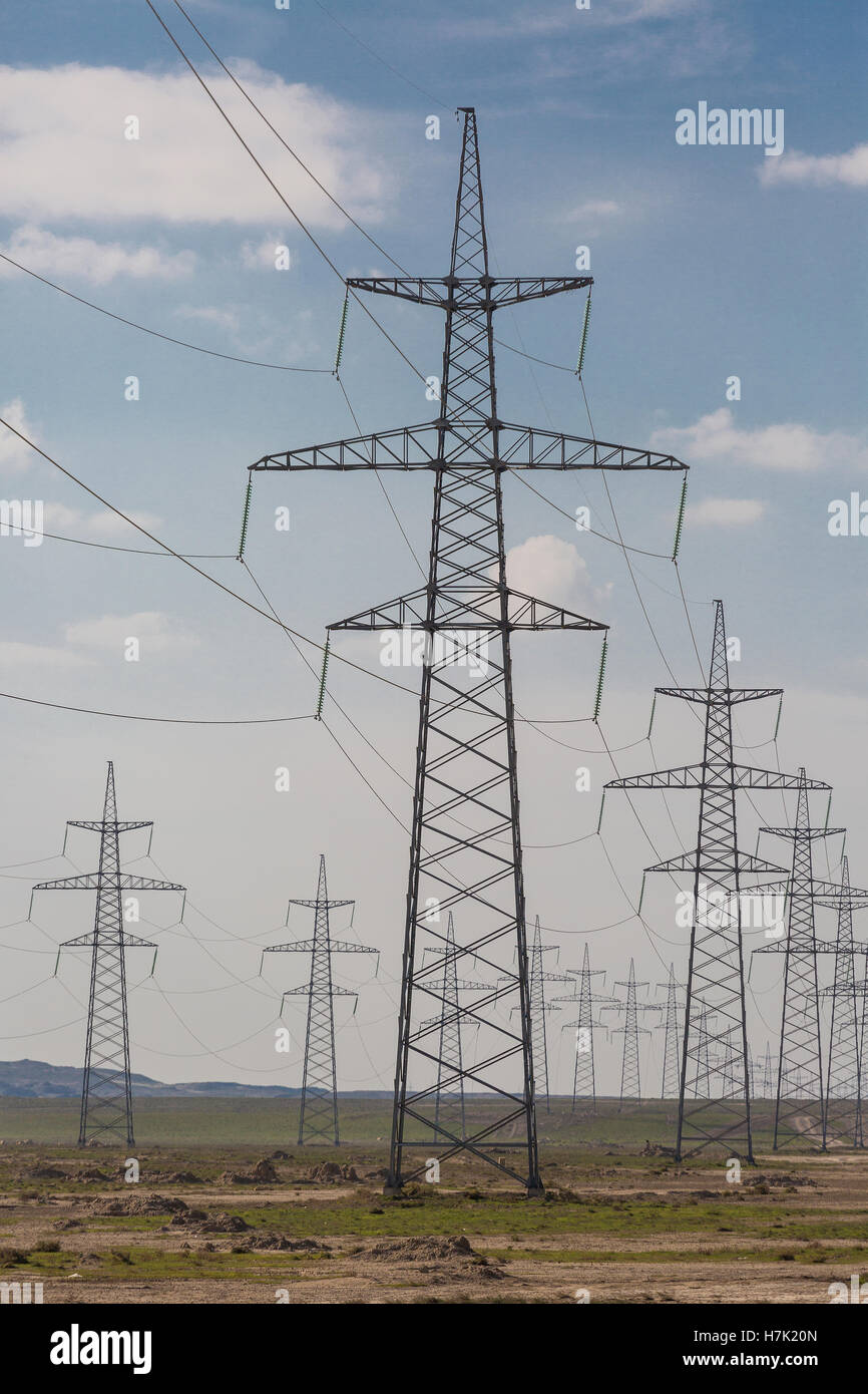 Power line cable hi-res stock photography and images - Alamy