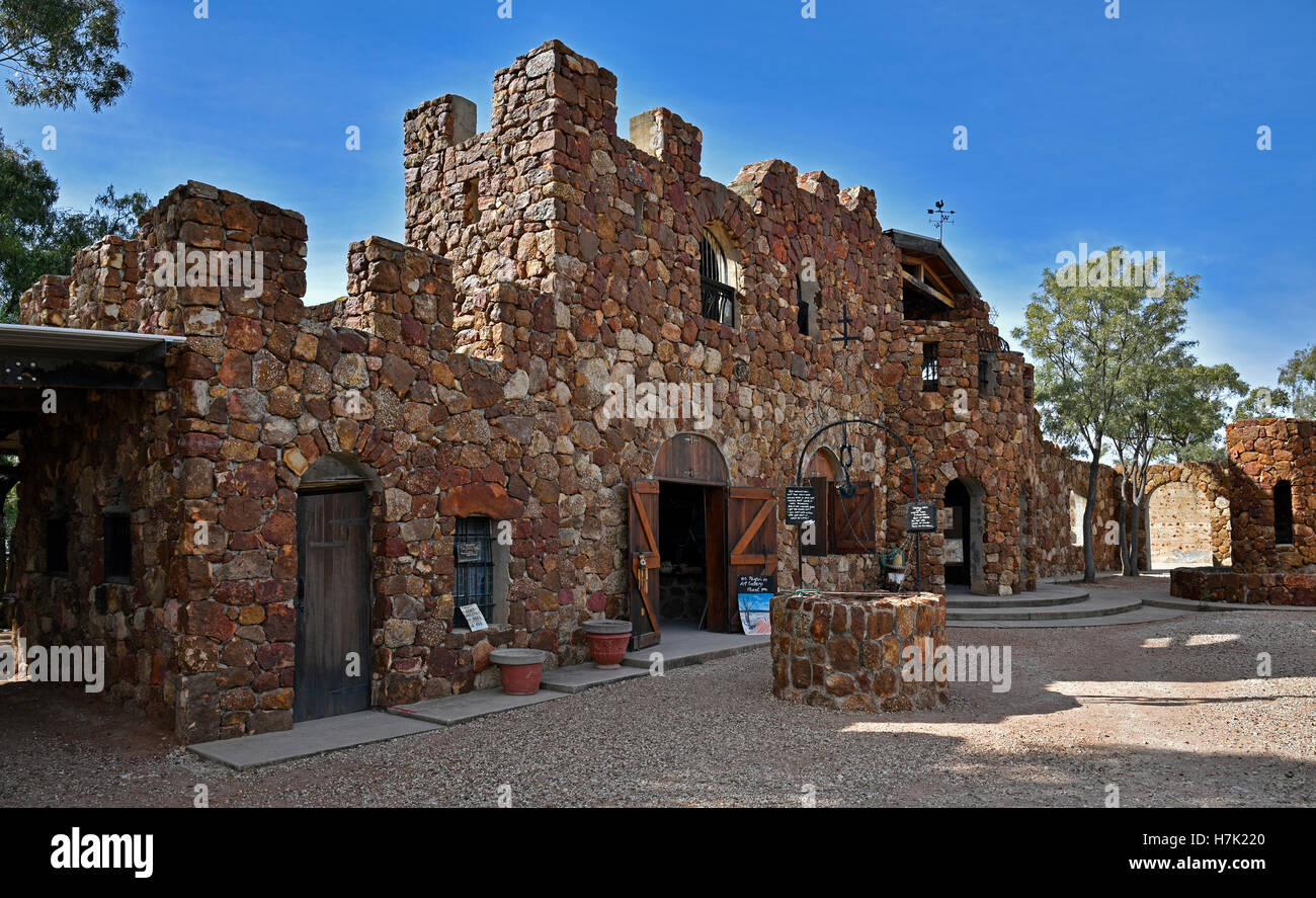 Amigo's Castle built illegally in lightning ridge out of local ...