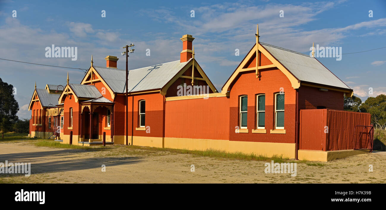 The abandoned Deepwater Railway station at Deepwater, new england, nsw ...