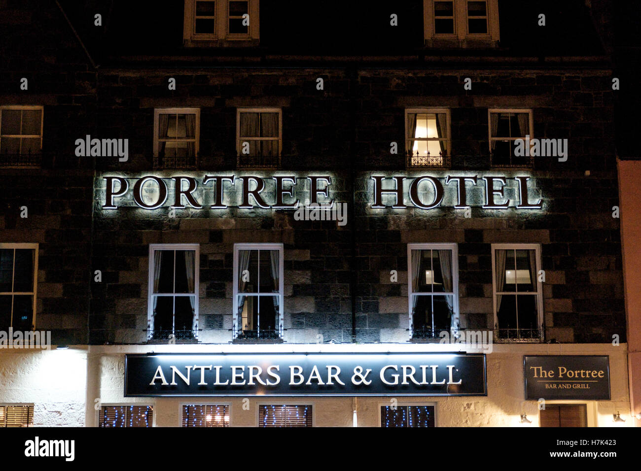 Portree Hotel, Night, Restaurant, Portree, Isle of Skye, Scotland Stock ...