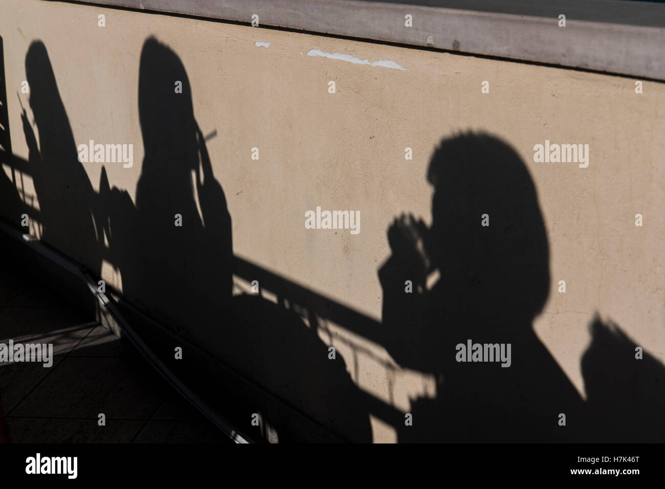 Shot of people hi-res stock photography and images - Alamy