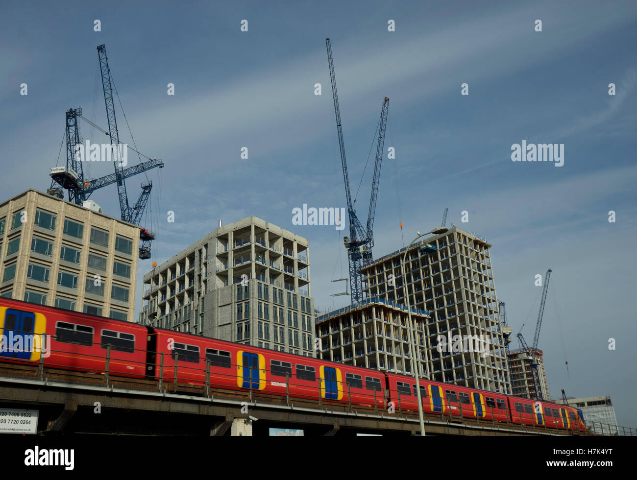 New london underground station train hi-res stock photography and ...