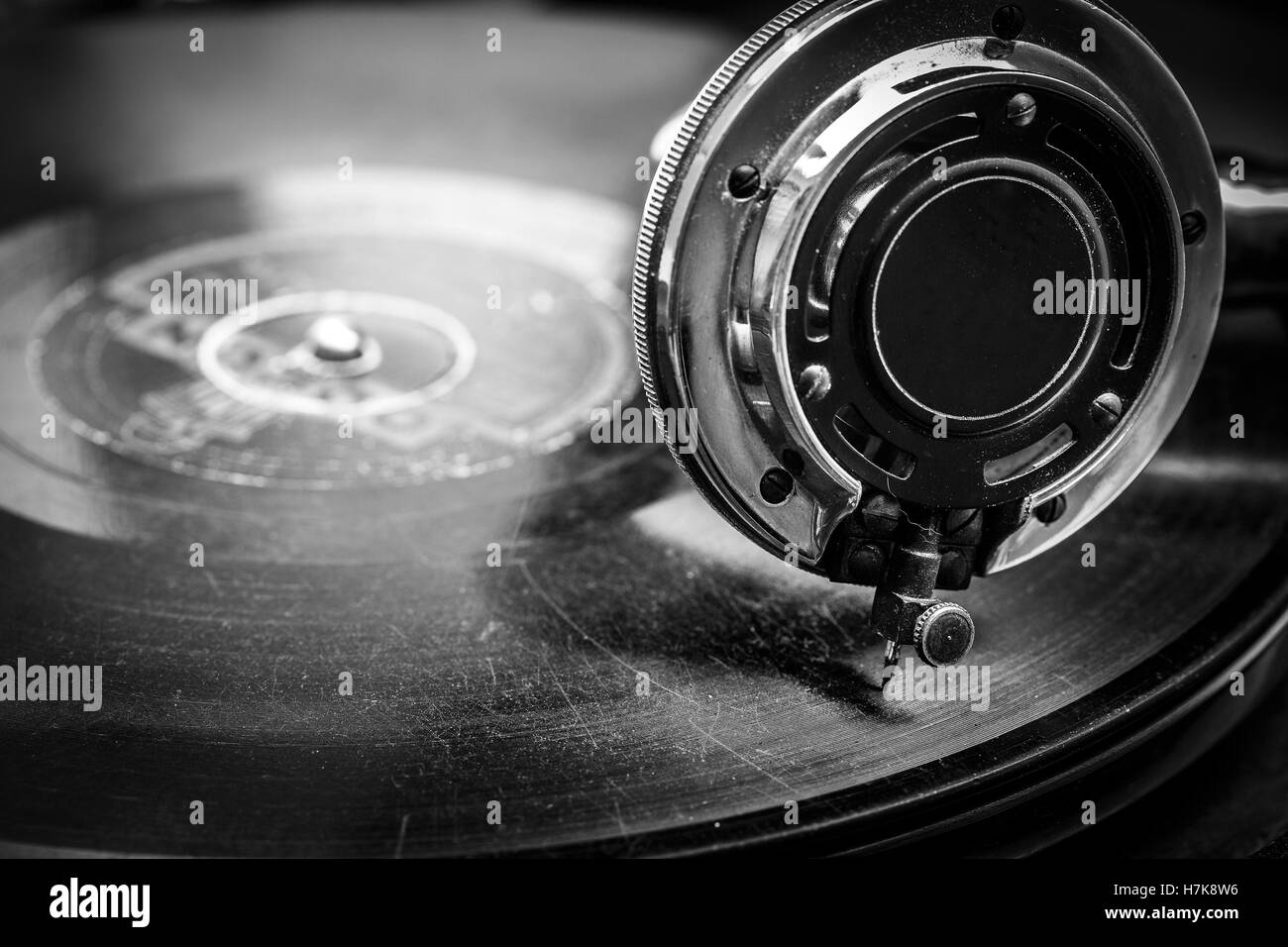 Vintage Phonograph Stock Photos & Vintage Phonograph Stock Images - Alamy