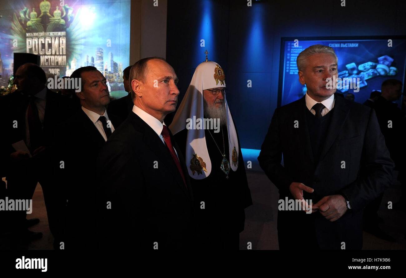 Russian President Vladimir Putin and Russian Orthodox Patriarch Kirill ...