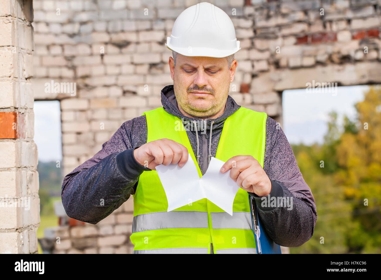 Construction concept hard hat hi-res stock photography and images - Alamy