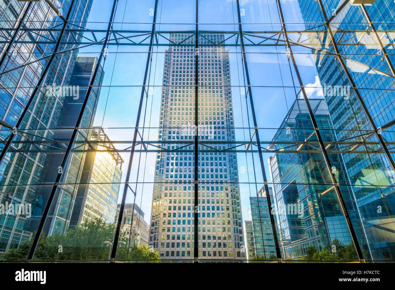 Canary wharf cityscape urban office buildings building dock ...