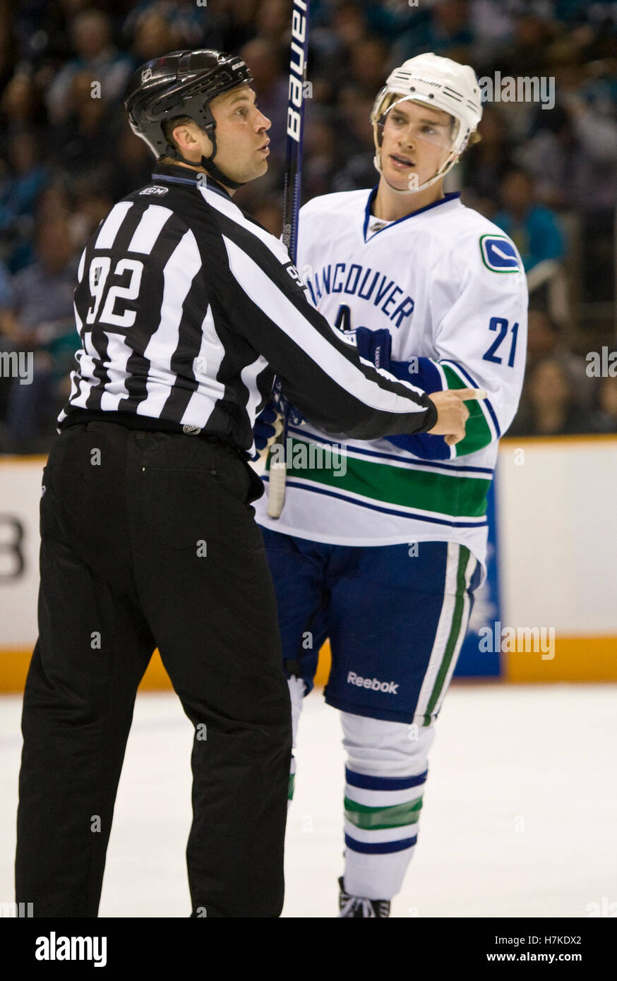 Vancouver canucks mason raymond puck hi-res stock photography and ...