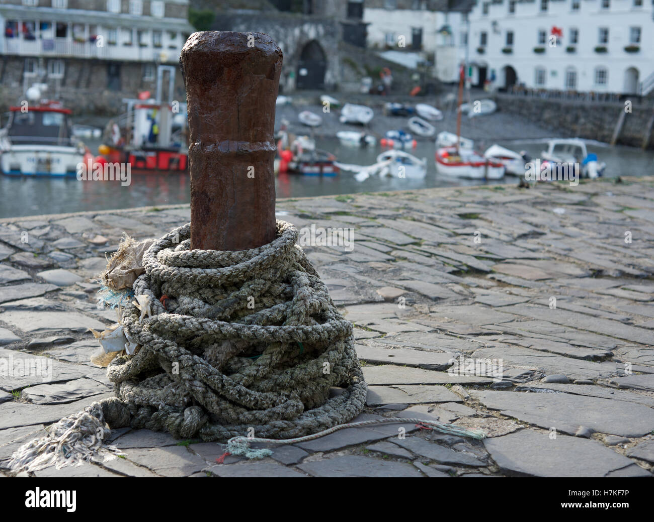 Capstan and rope hi-res stock photography and images - Alamy
