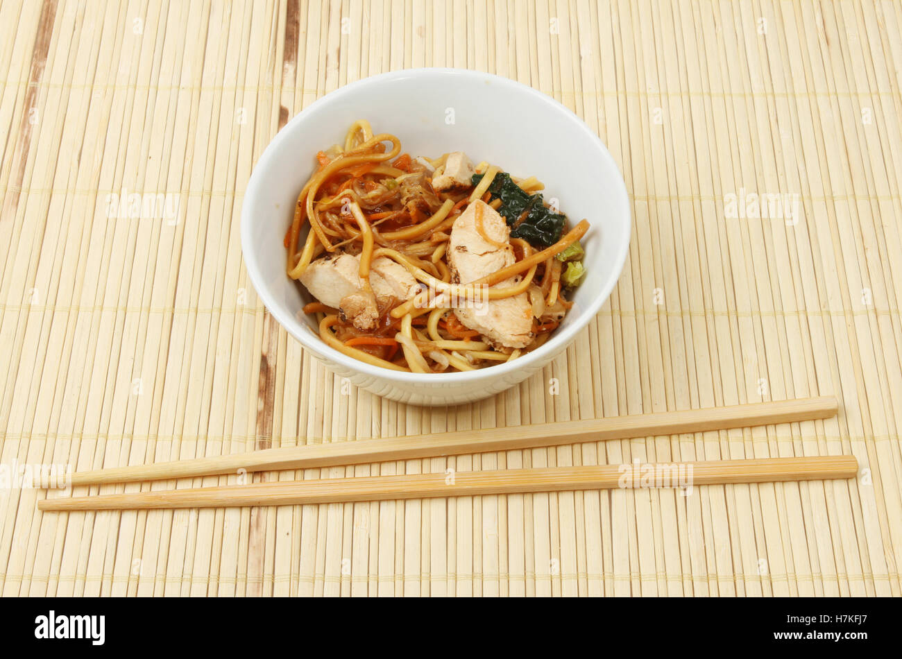 Chow mein chinese hi-res stock photography and images - Alamy