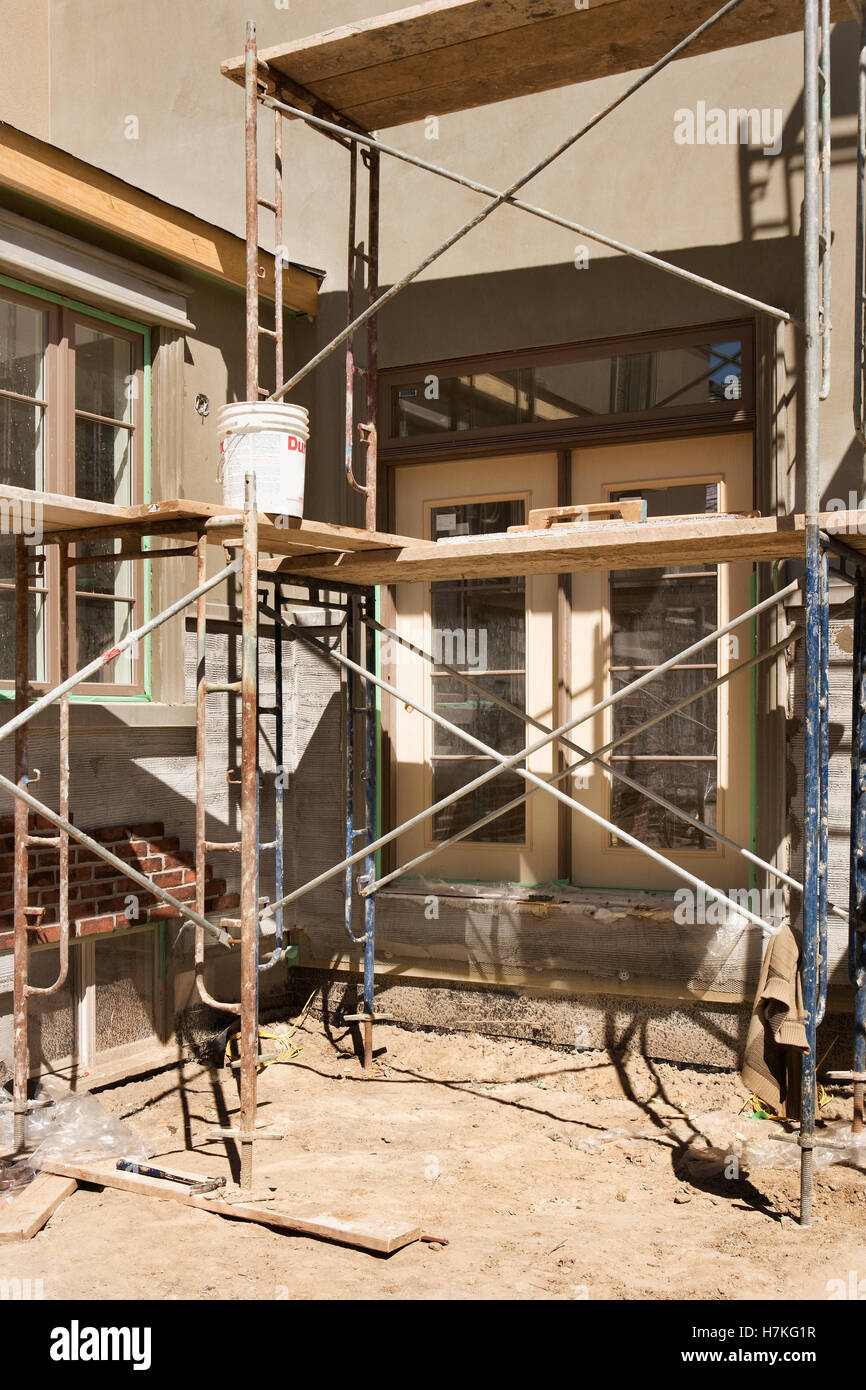 Home under construction hi-res stock photography and images - Alamy
