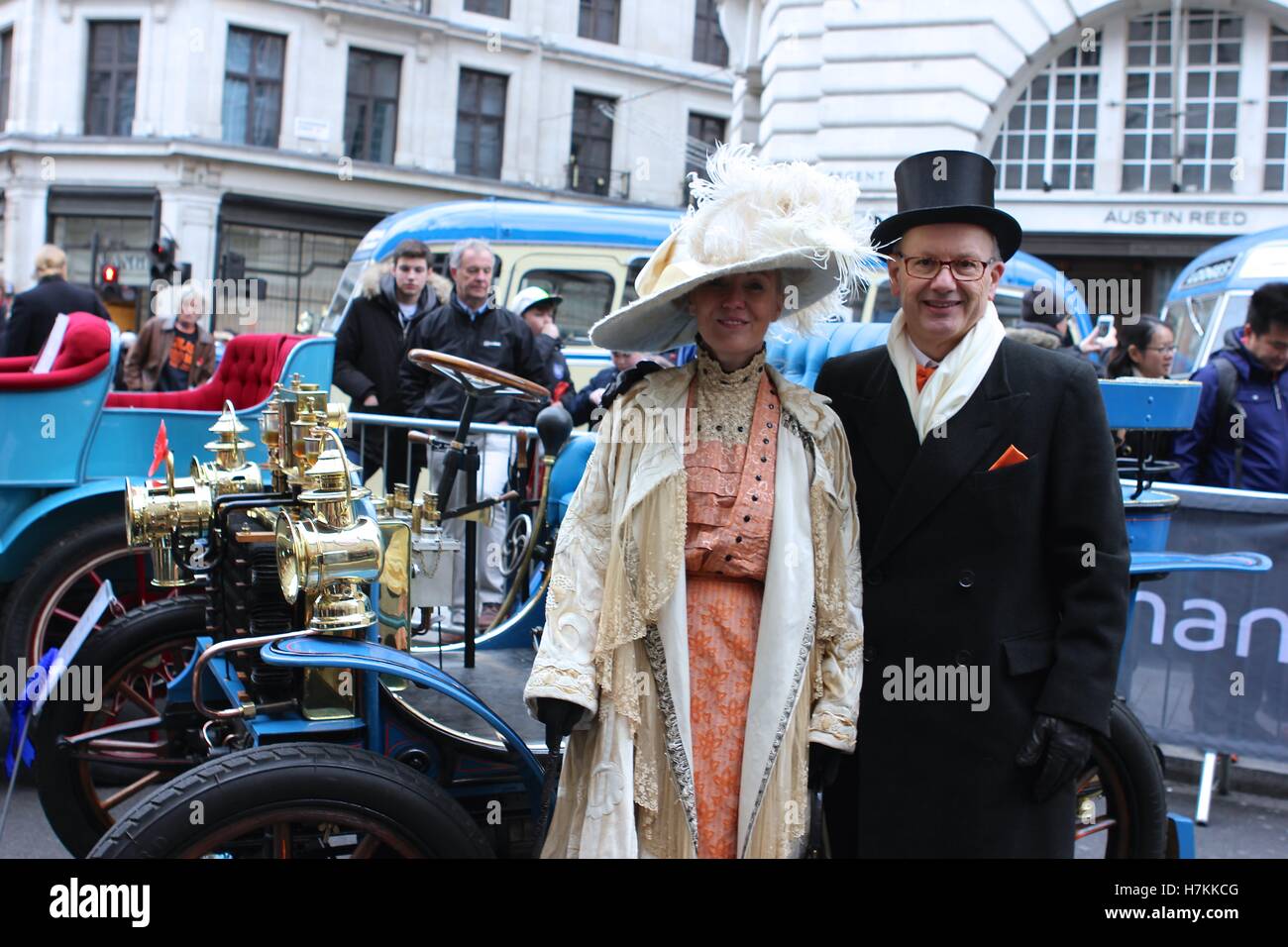 Classic Car show at Alexandra Palace Stock Photo - Alamy