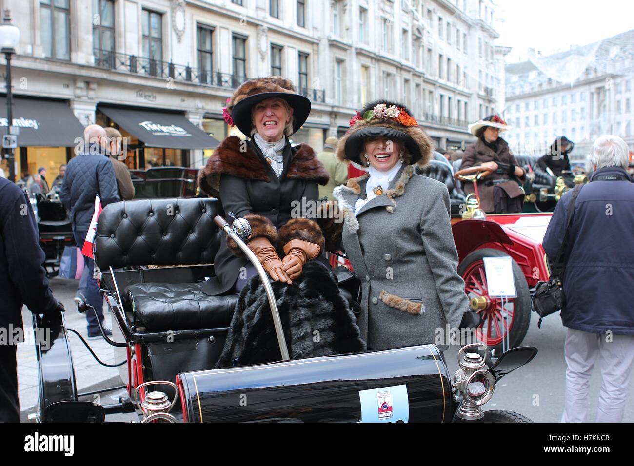 Classic Car show at Alexandra Palace Stock Photo - Alamy