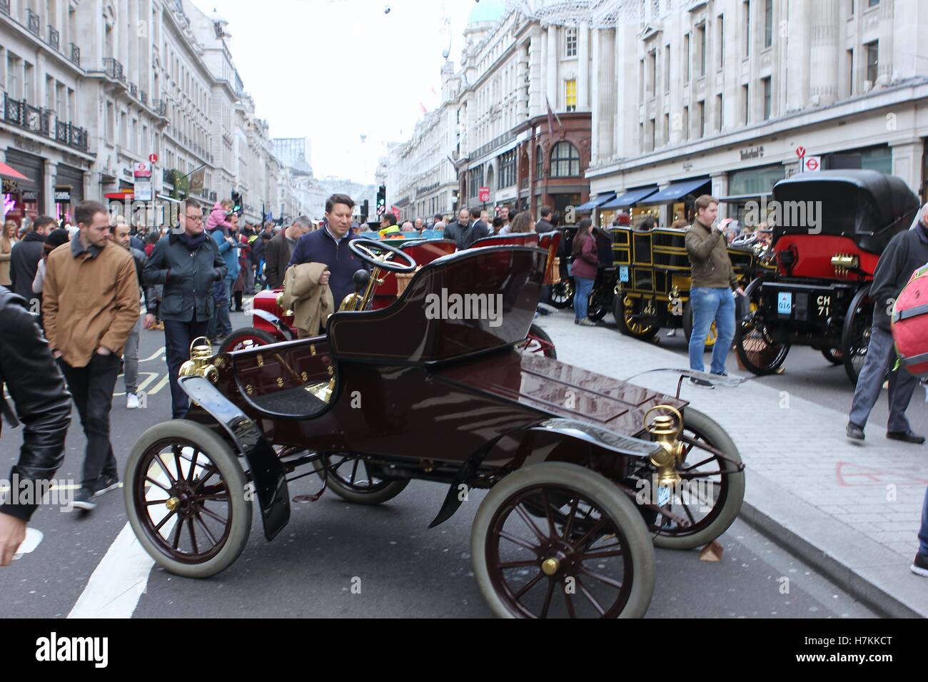 Classic Car show at Alexandra Palace Stock Photo - Alamy