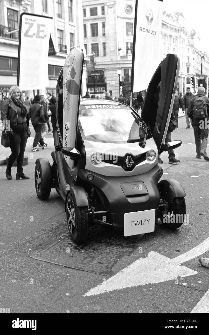 Classic Car show at Alexandra Palace Stock Photo - Alamy