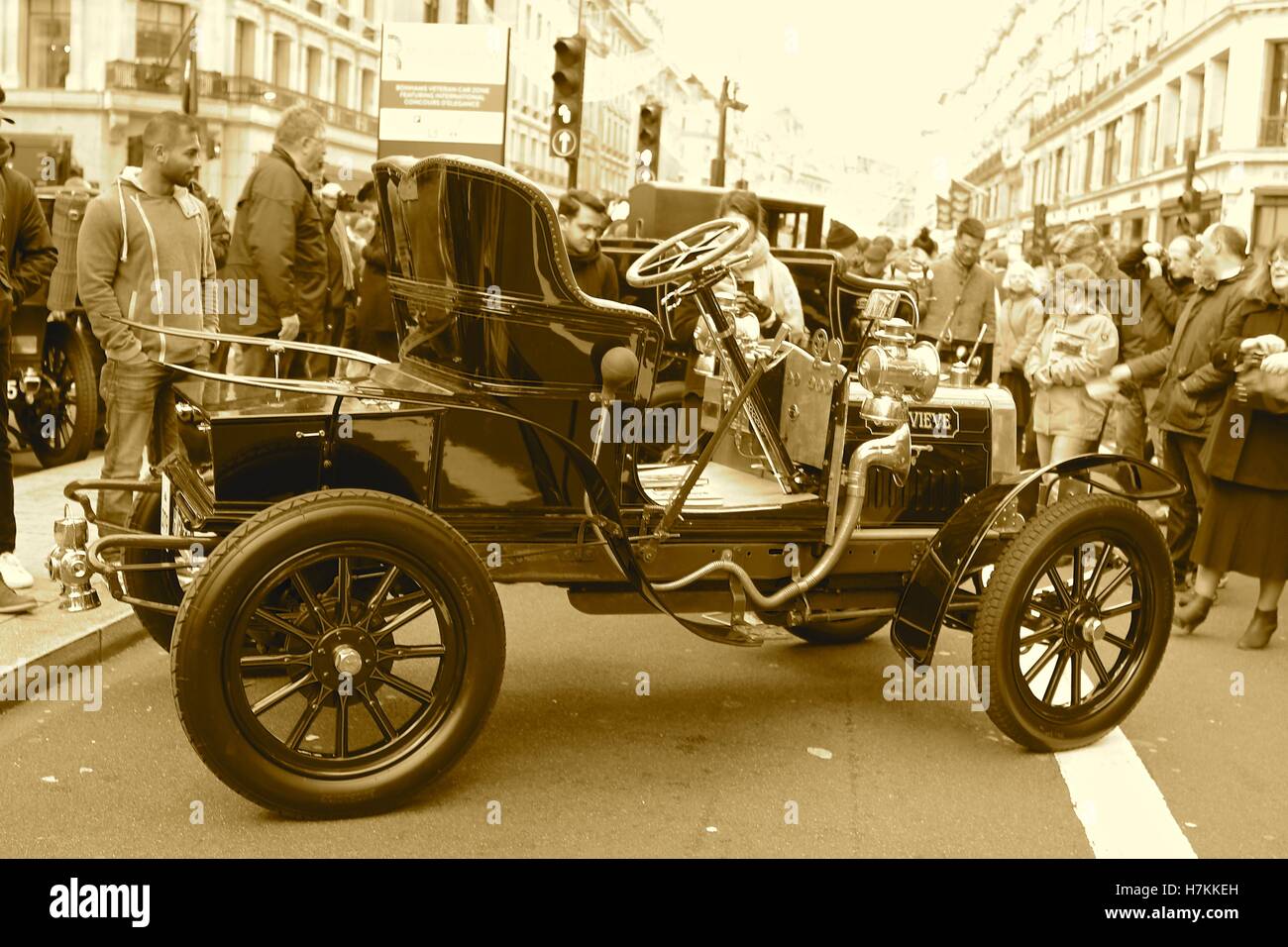 Classic Car show at Alexandra Palace Stock Photo - Alamy