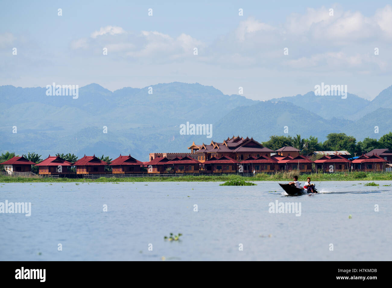 Inle Lake fisherman on a boat Stock Photo - Alamy