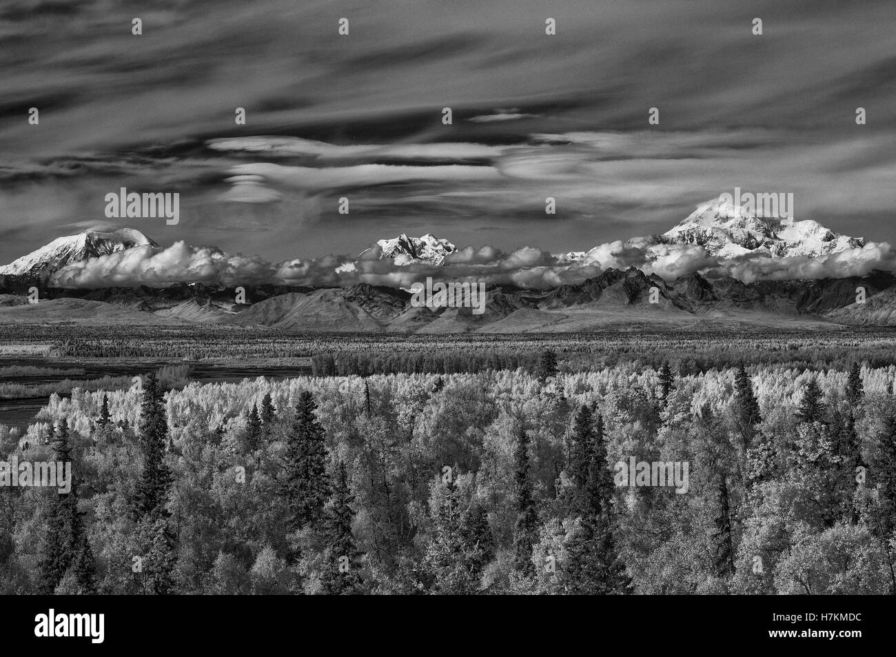 Mt foraker hi-res stock photography and images - Alamy