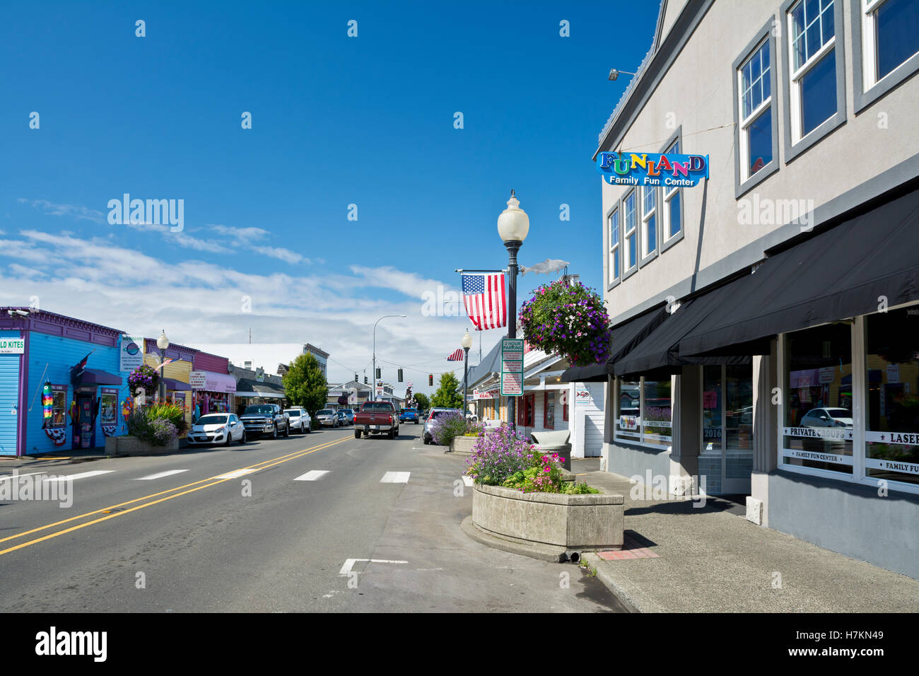 Centre of town in Long Beach, Washington state, USA Stock Photo - Alamy