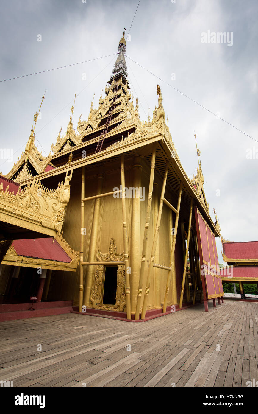 Royal palace in the city of Mandalay in Burma Stock Photo - Alamy