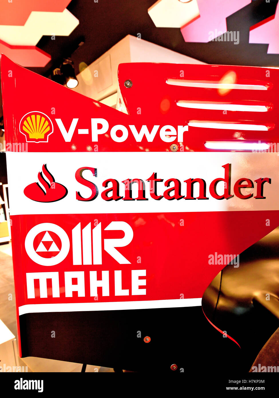 Shell v power racing hi-res stock photography and images - Alamy