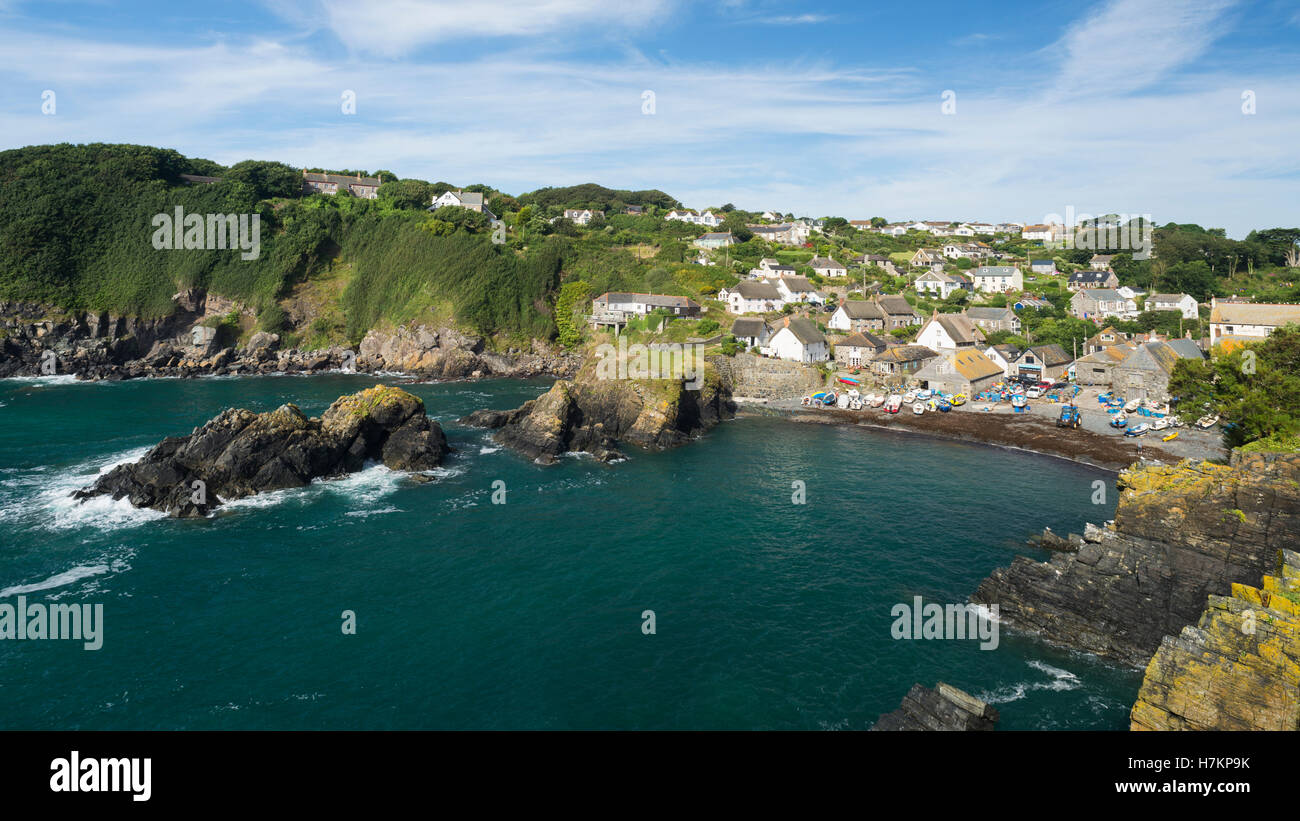Cornwall cottage cliff hi-res stock photography and images - Alamy