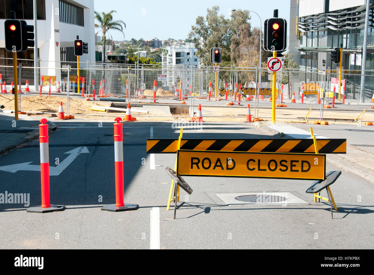 Street roadblock hi-res stock photography and images - Alamy