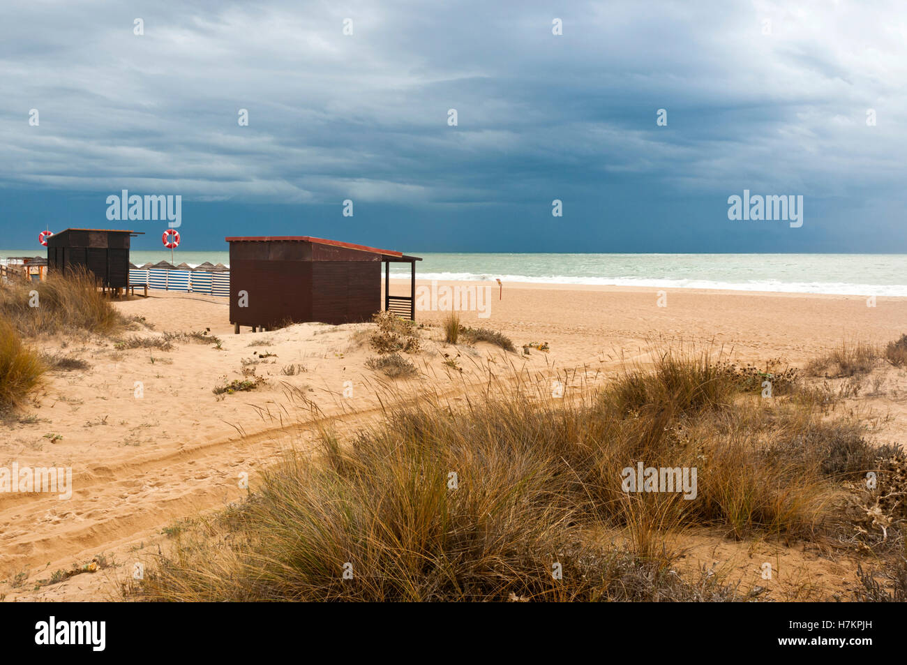 Praia do Alvor, Alvor Beach, Algarve, Portugal Stock Photo - Alamy