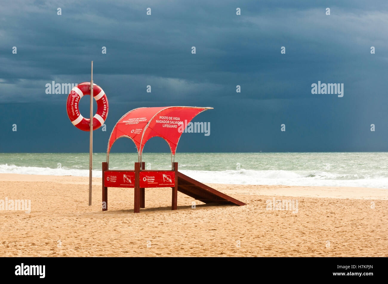 Praia de alvor hi-res stock photography and images - Alamy