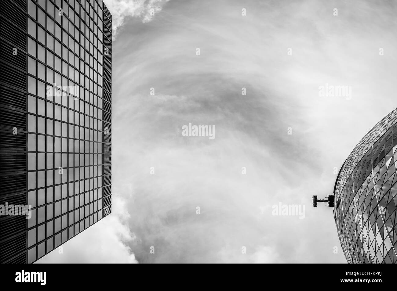 Office london exterior Black and White Stock Photos & Images - Alamy