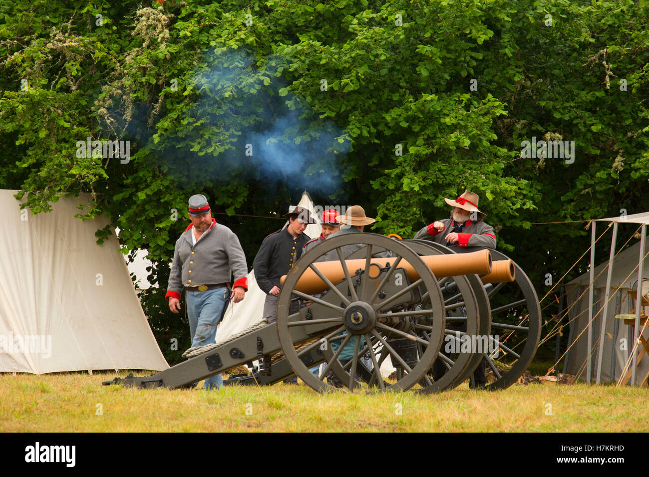 Civil war confederate cannon hi-res stock photography and images - Alamy