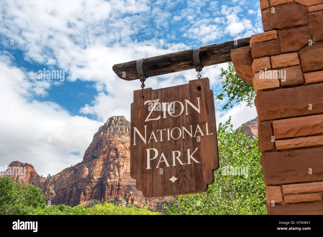 Zion national park entrance sign hi-res stock photography and images ...