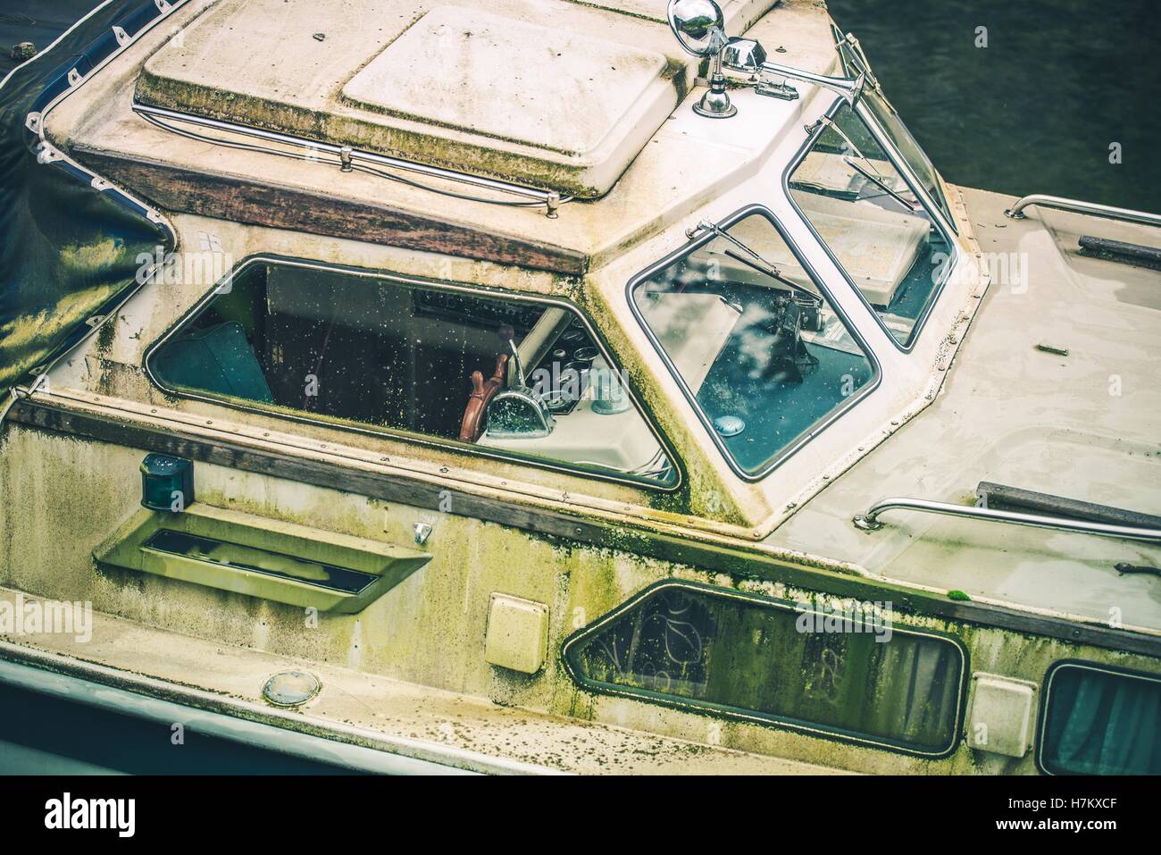 Ugly boat hi-res stock photography and images - Alamy