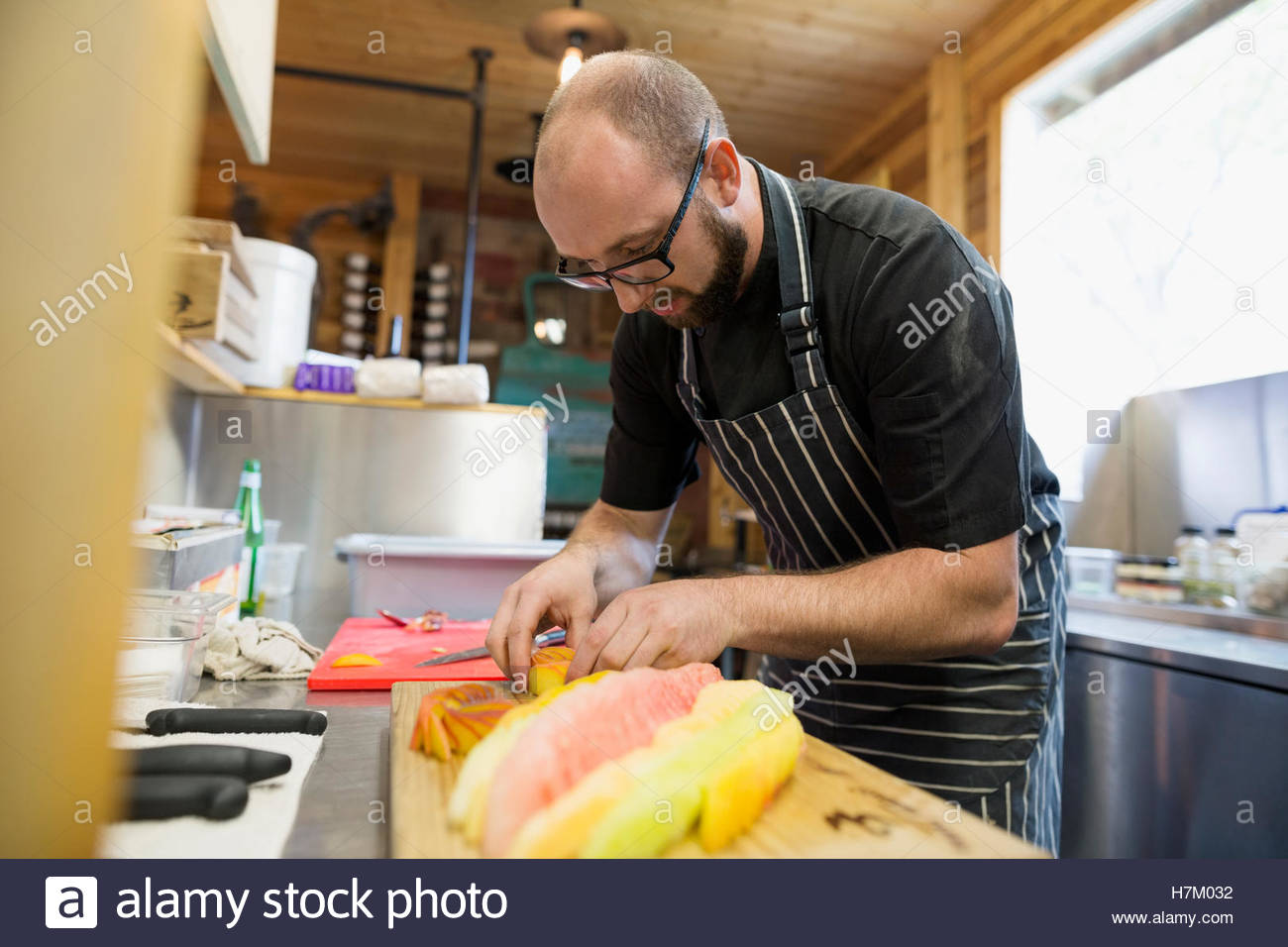 Small commercial kitchen hi-res stock photography and images - Alamy