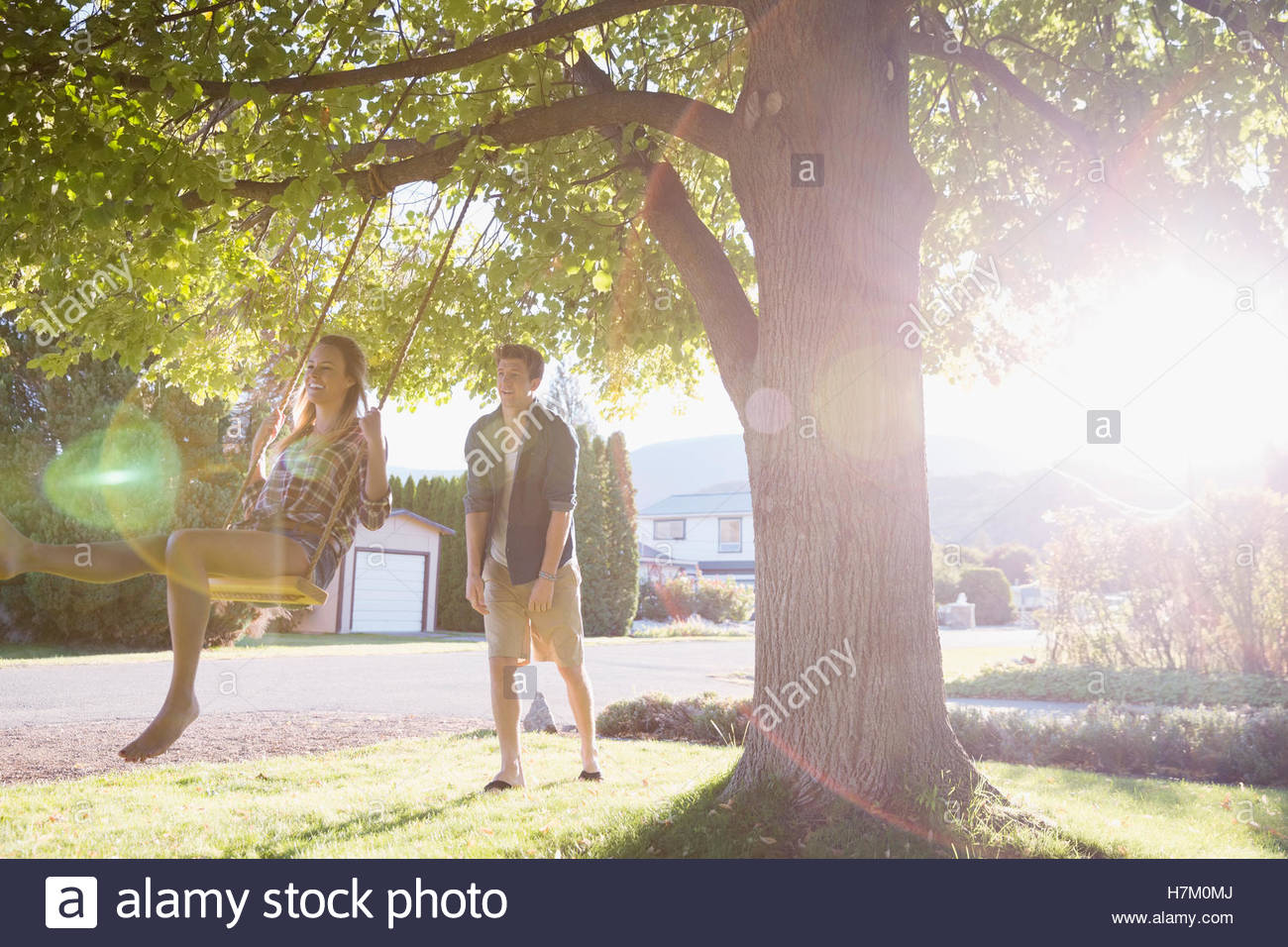 Summer, couple, lens flare hi-res stock photography and images - Alamy