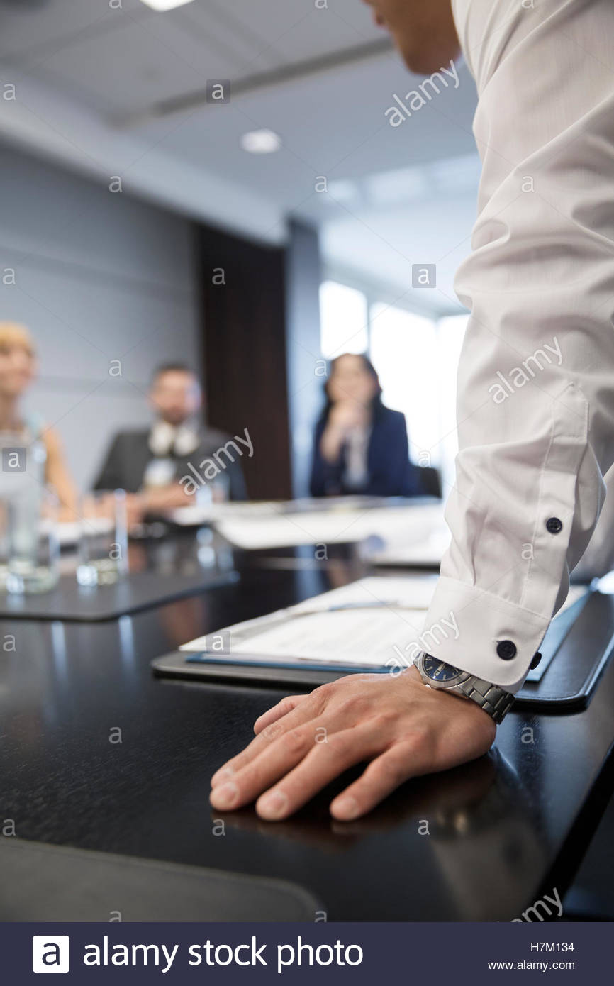 Leaning table hi-res stock photography and images - Alamy