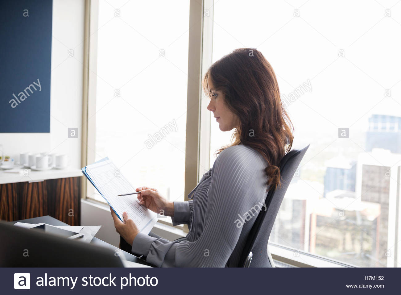 Reviewing strategy hi-res stock photography and images - Alamy