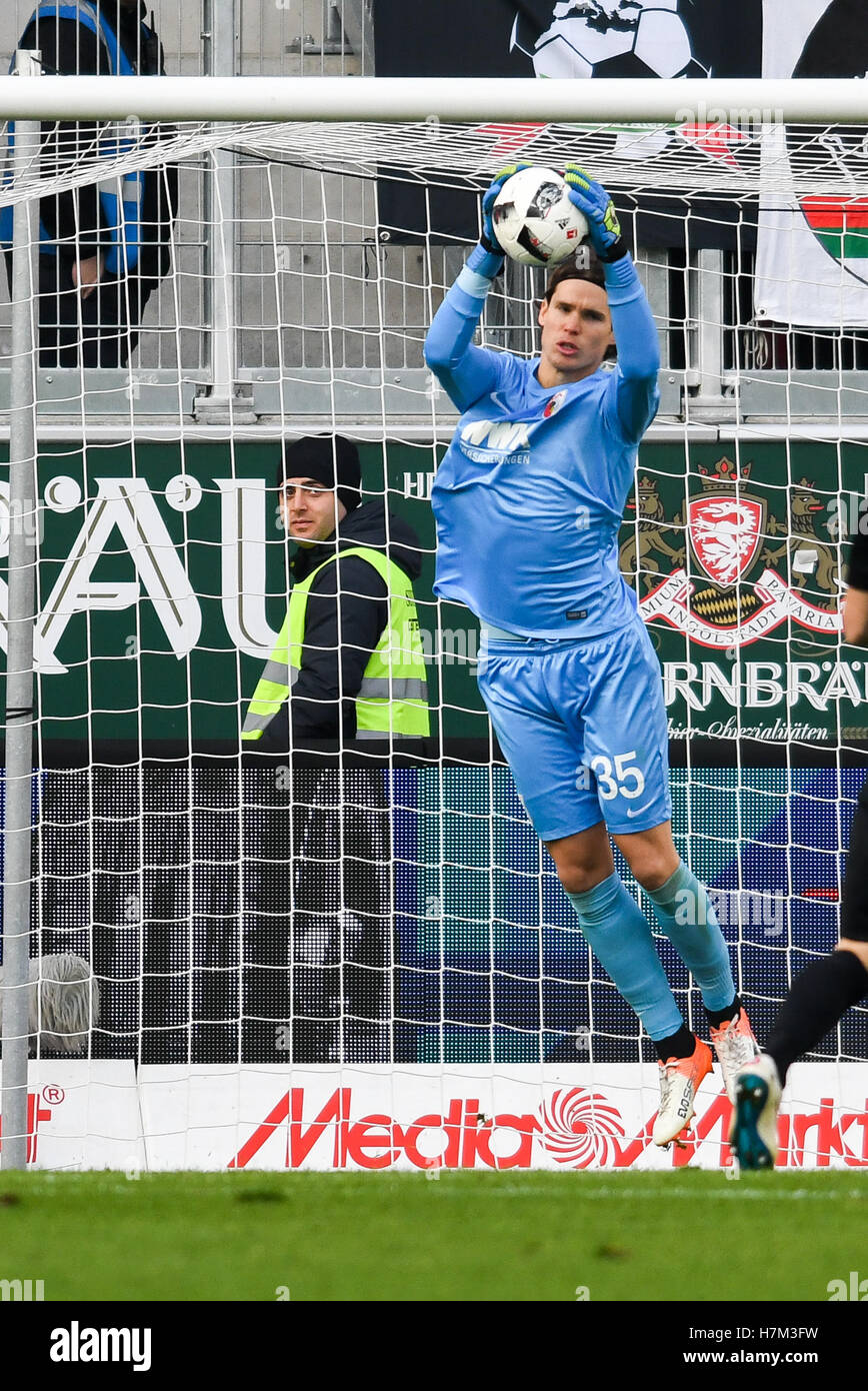 Ingolstadt, Germany. 5th Nov, 2016. Augsburg's goalkeeper Marwin Hitz ...