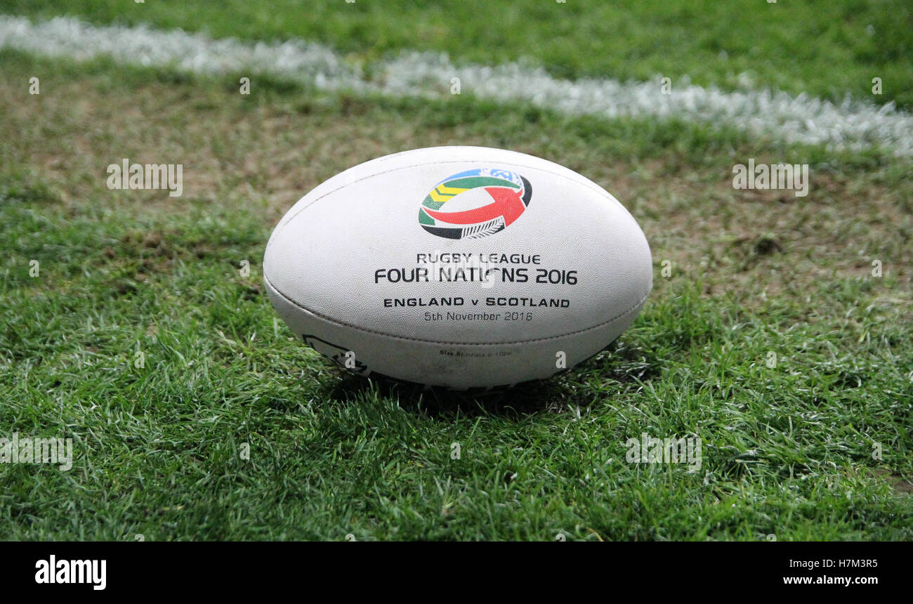 Rugby league ball hi-res stock photography and images - Alamy