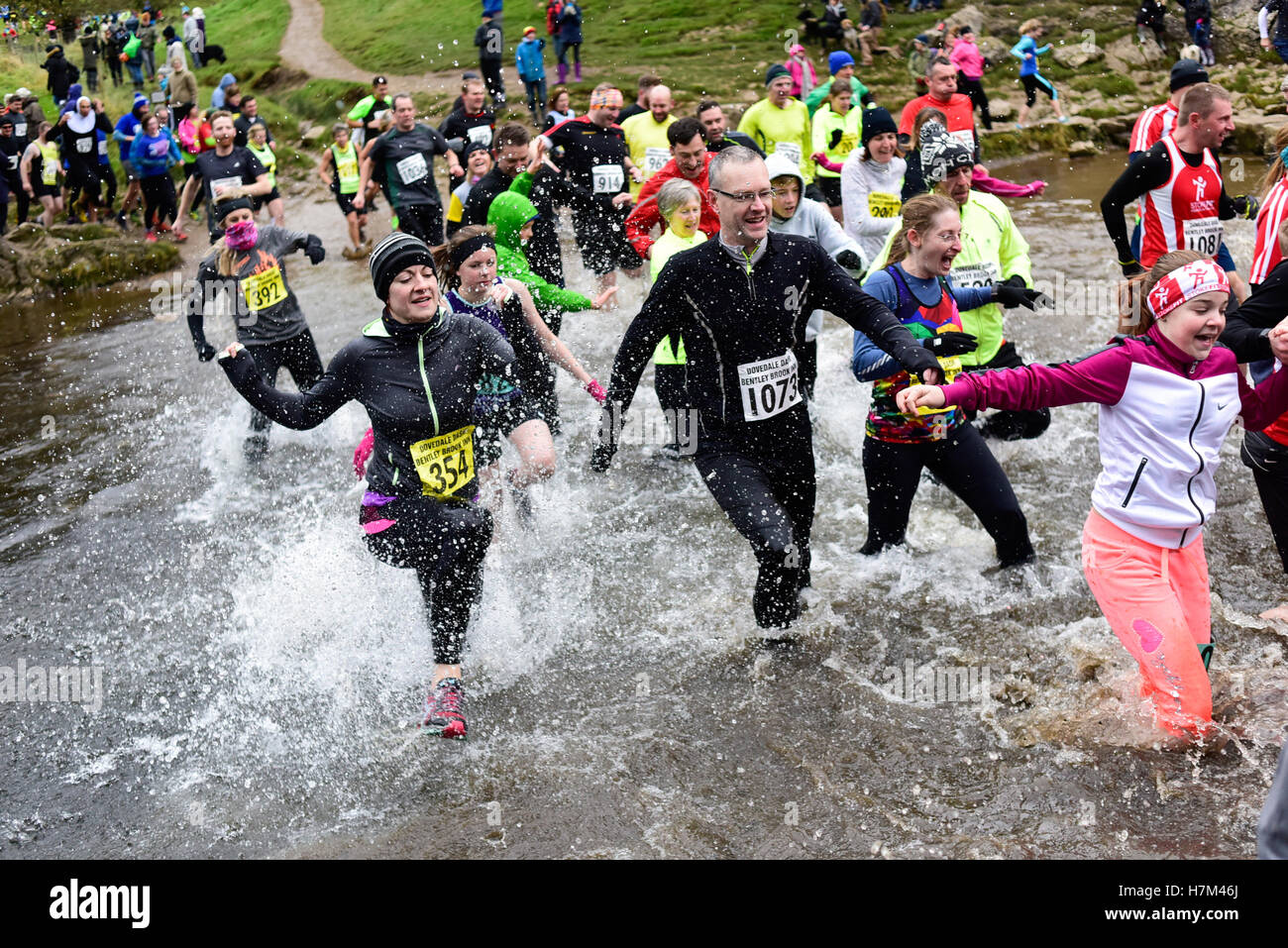 Dovedale dash 2016 hi-res stock photography and images - Alamy