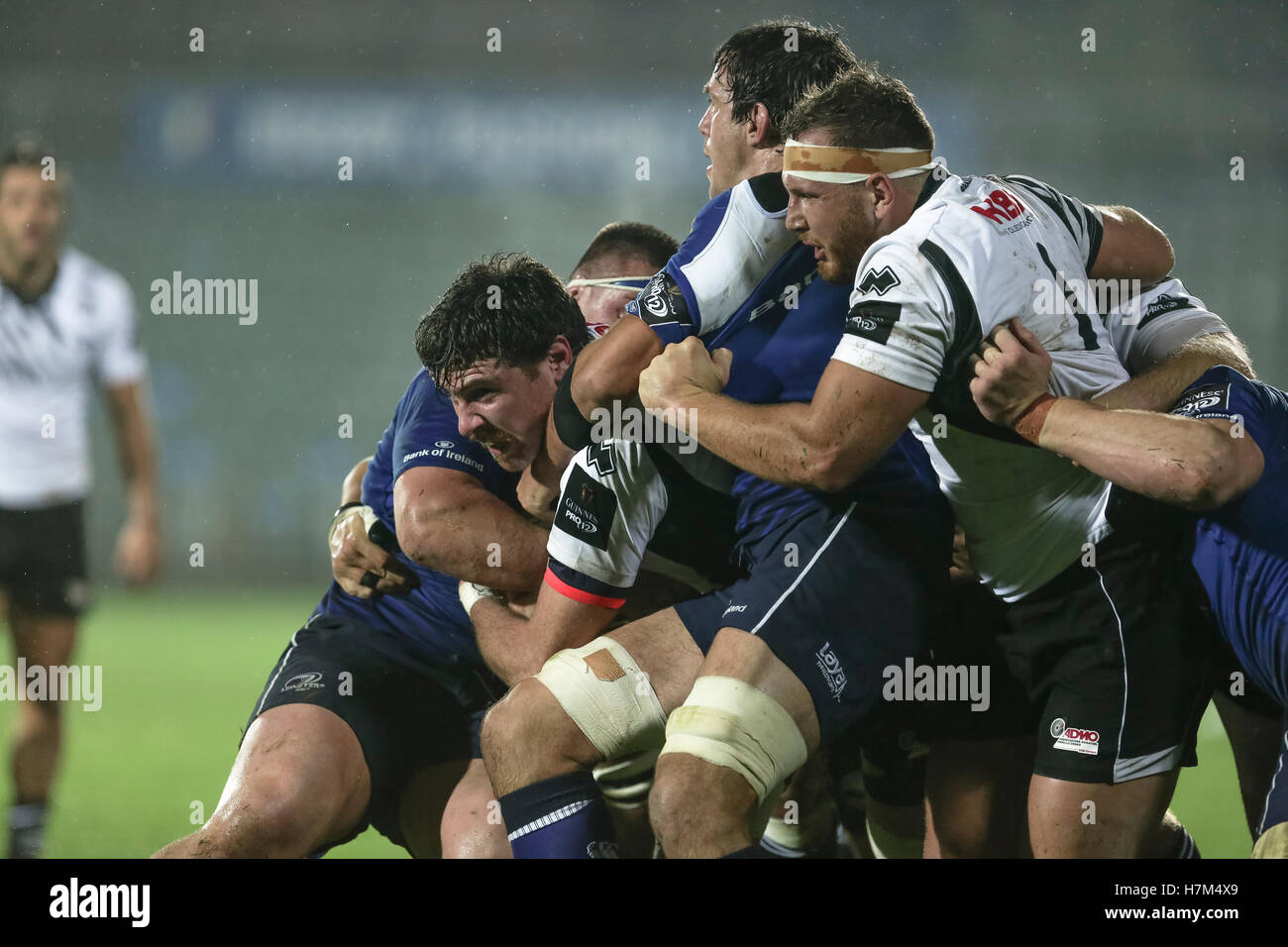 Parma, Italy. 05th Nov, 2016. Zebre's captain George Biagi carries on ...