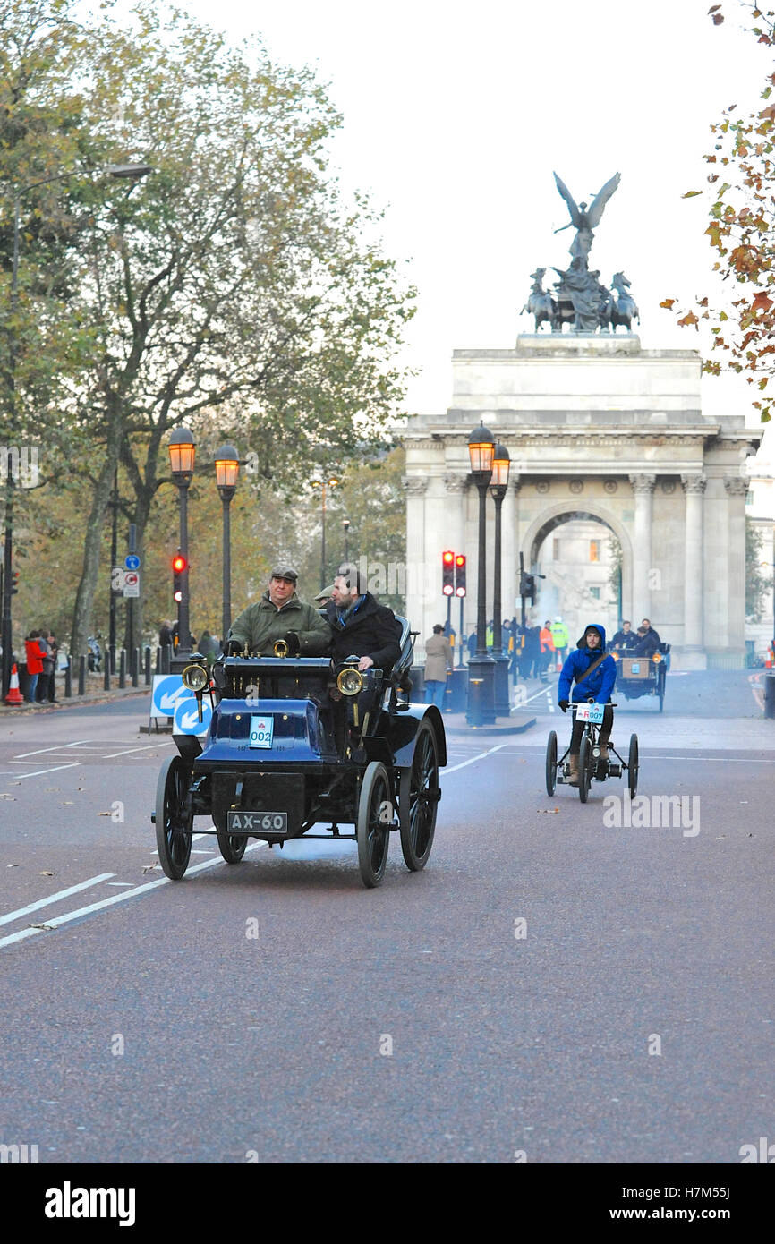 1898 panhard et levassor hi-res stock photography and images - Alamy